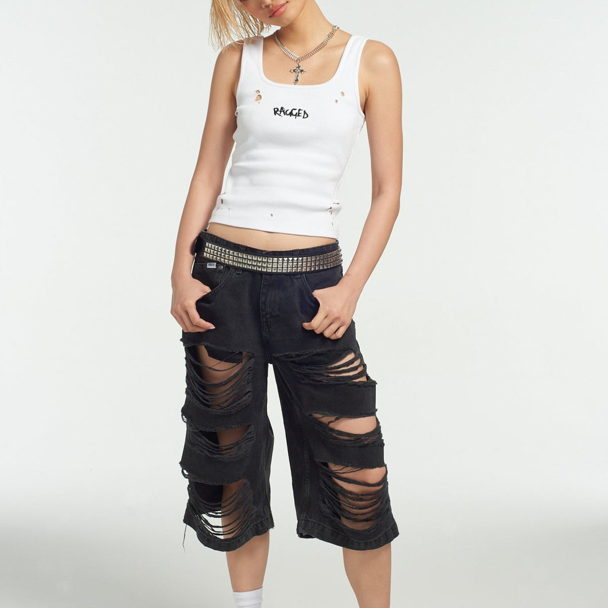 Shredder Distressed Skater Short – The Ragged Priest
